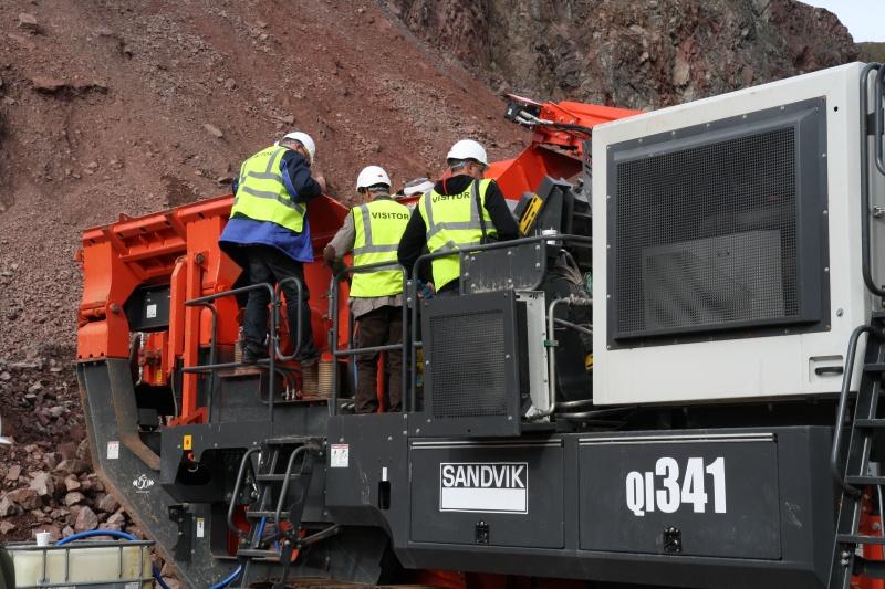 Sandvik Ltd T/As Sandvik Const Mobile Crushers/Screens E1884 | Hub-4