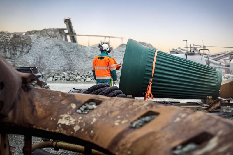 Rebuild results in a 30% drop in primary crusher power draw at Norstone ...