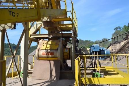 Producing manufactured sand with HPGR high-pressure grinding rolls | Hub-4