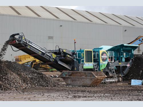 Malcolm Group take three Powerscreen Machines from Blue Scotland | Hub-4