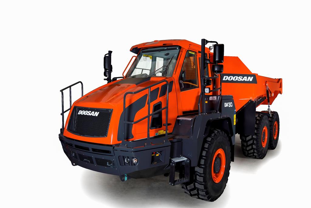 New Doosan Products in Anniversary Year at Hillhead 2018 | Hub-4