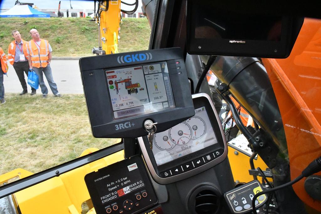 Pro Rail Services choose GKD Technologies RCI’s for new Doosan RRV ...