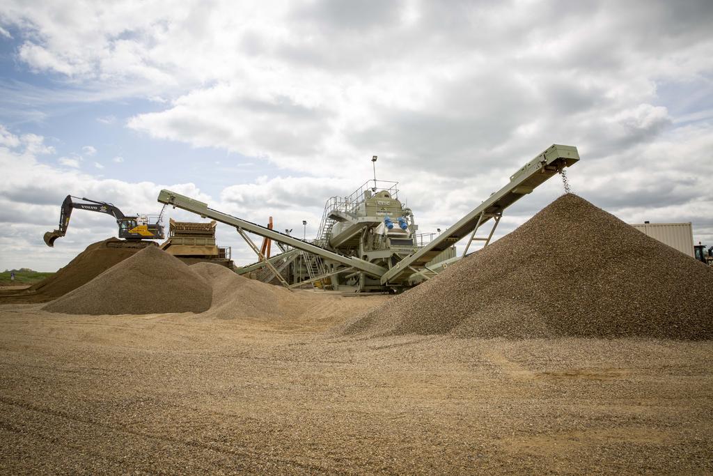 Mick George Ltd powers up volume with APS washing plant | Hub-4