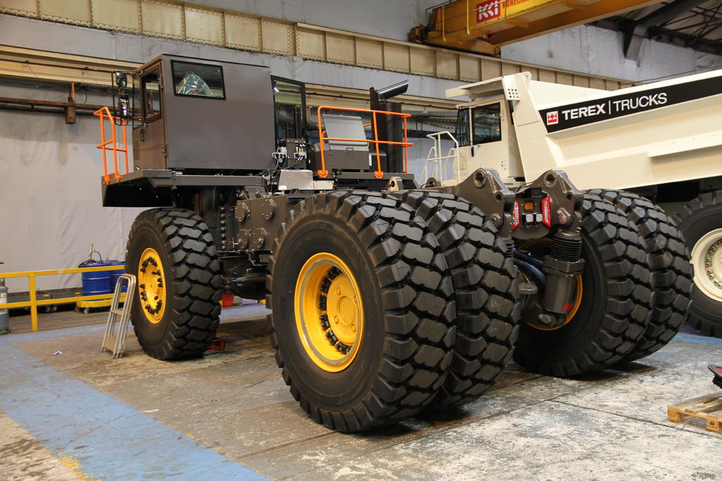 HUB visit to the Terex Trucks Factory at Motherwell | Hub-4