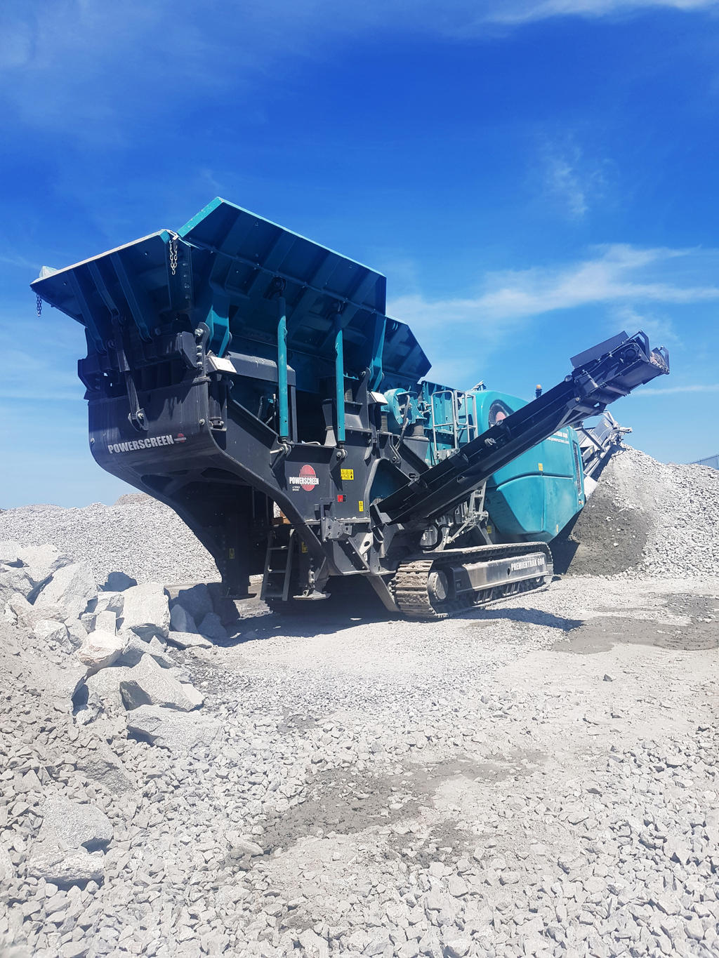 Powerscreen—the complete crushing and screening package | Hub-4