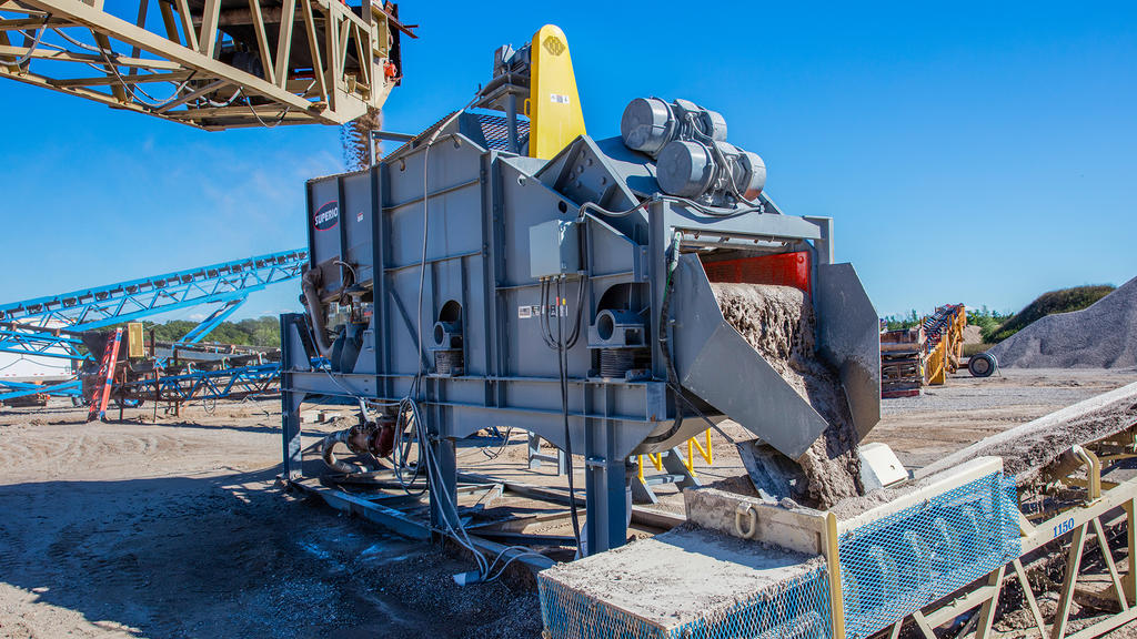 Superior Industries develops new low-water sand washing solution | Hub-4