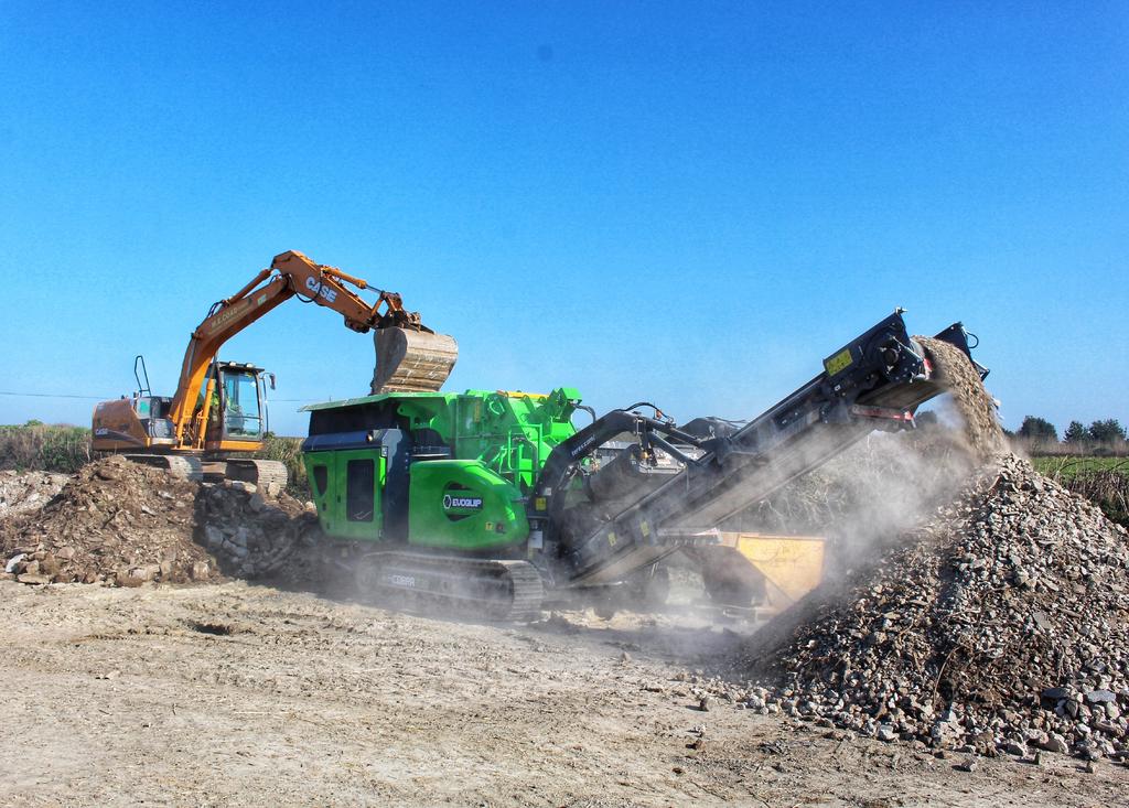 Evoquip Cobra 230 is the perfect solution for Cornish Roads | Hub-4