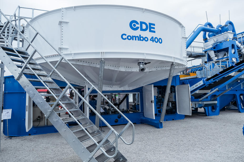 World's first all-in-one wet processing system unveiled at bauma | Hub-4