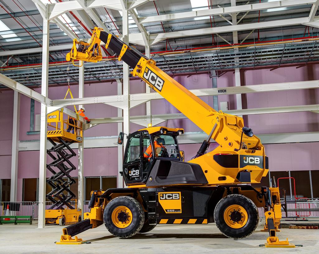 JCB LAUNCHES ITS FIRST EVER ROTATING TELEHANDLER | Hub-4