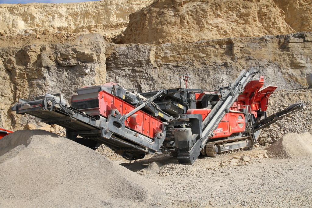 A huge array of machines resplendent in the sunshine. | Hub-4