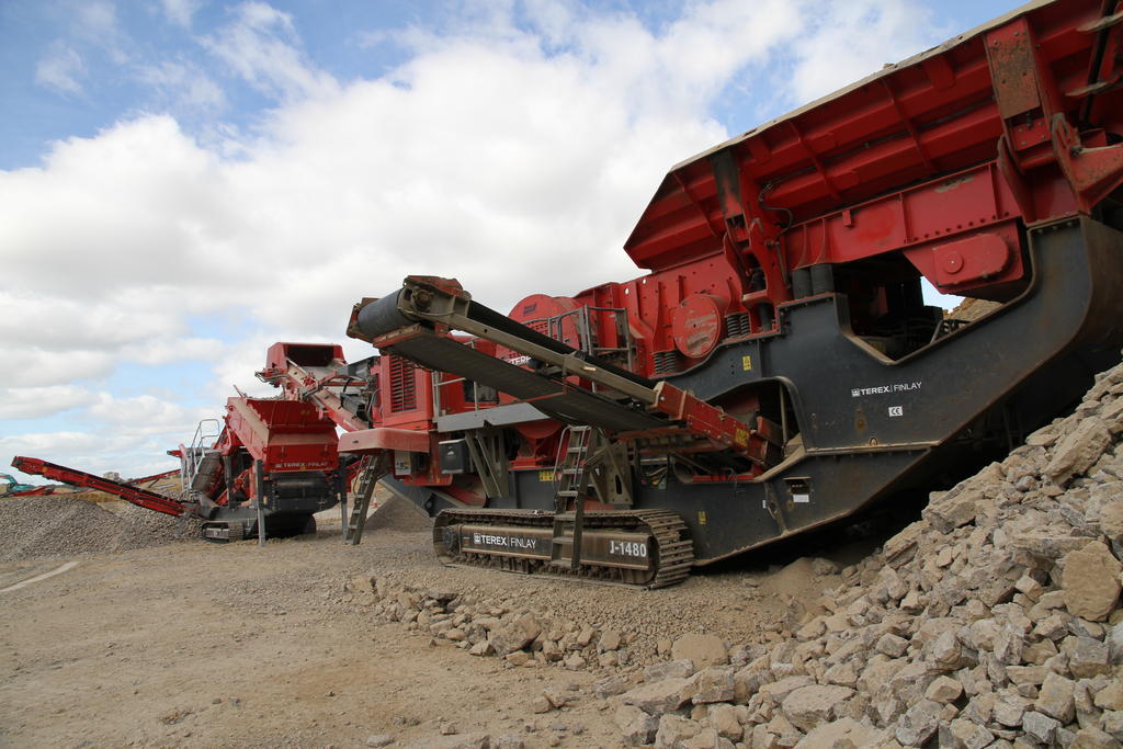 A huge array of machines resplendent in the sunshine. | Hub-4