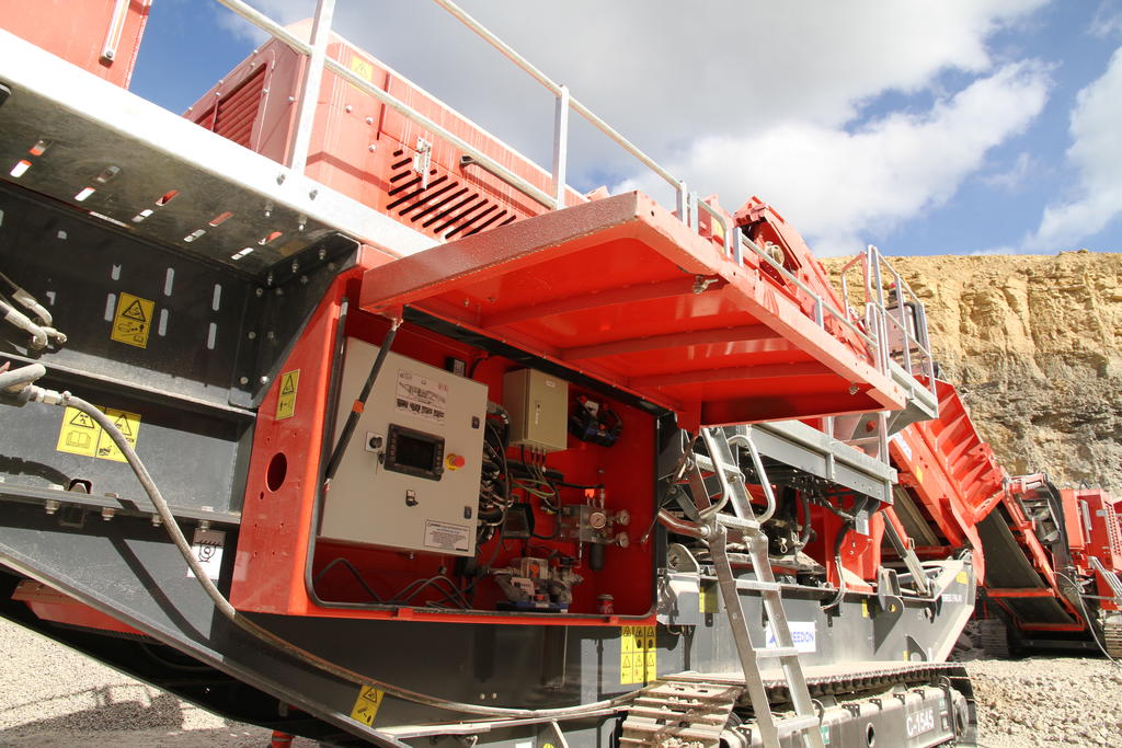 A huge array of machines resplendent in the sunshine. | Hub-4