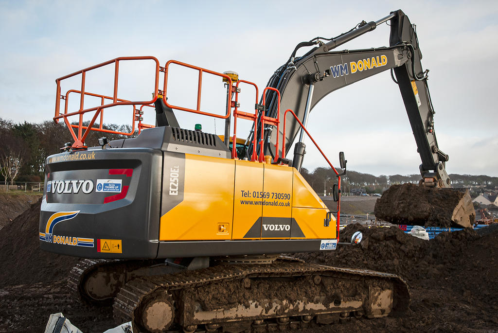 W M Donald adds two new Volvos to its fleet | Hub-4