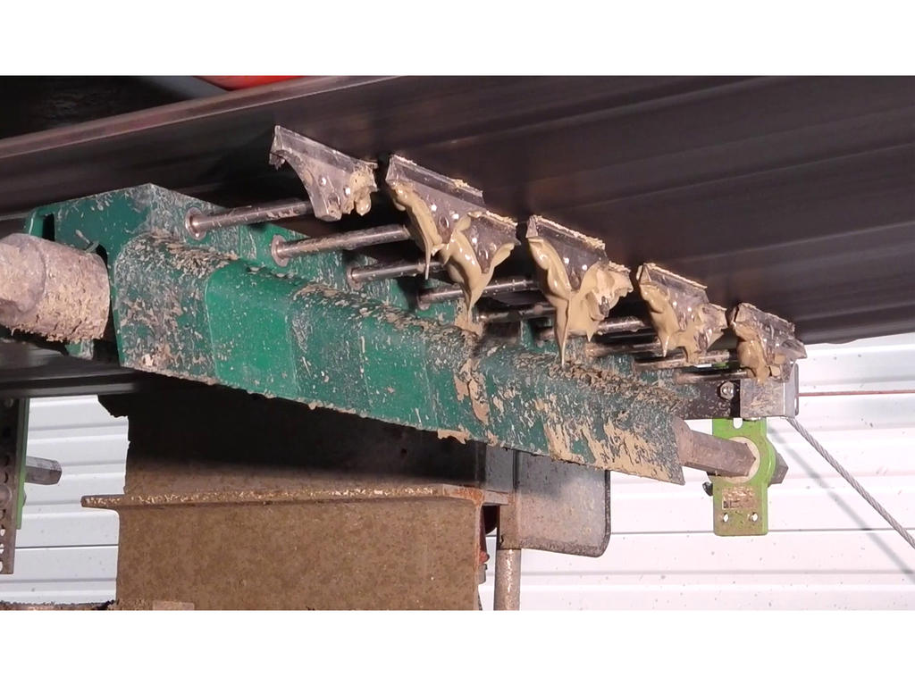 Starclean belt cleaners save cement producer 500 hours a year | Hub-4