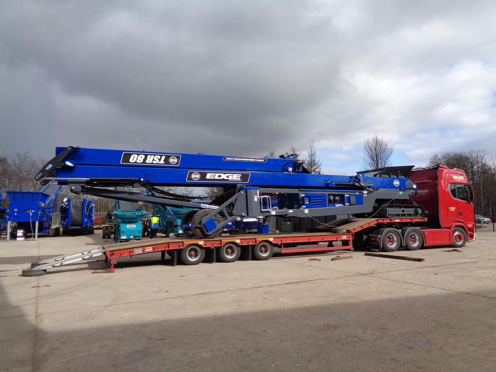 Edge Innovate release new tracked radial stockpiler - The Edge TSR80 ...