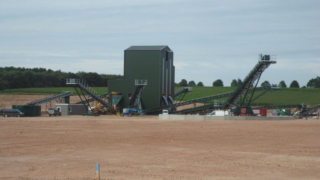 Mansfield Sand meets production goals with McLanahan Hydrosizer™ Plant ...