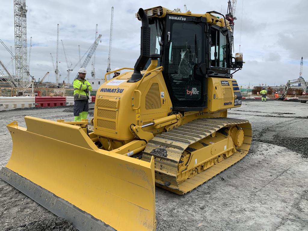 Bylor invest in Komatsu machines for Hinkley Point C | Hub-4