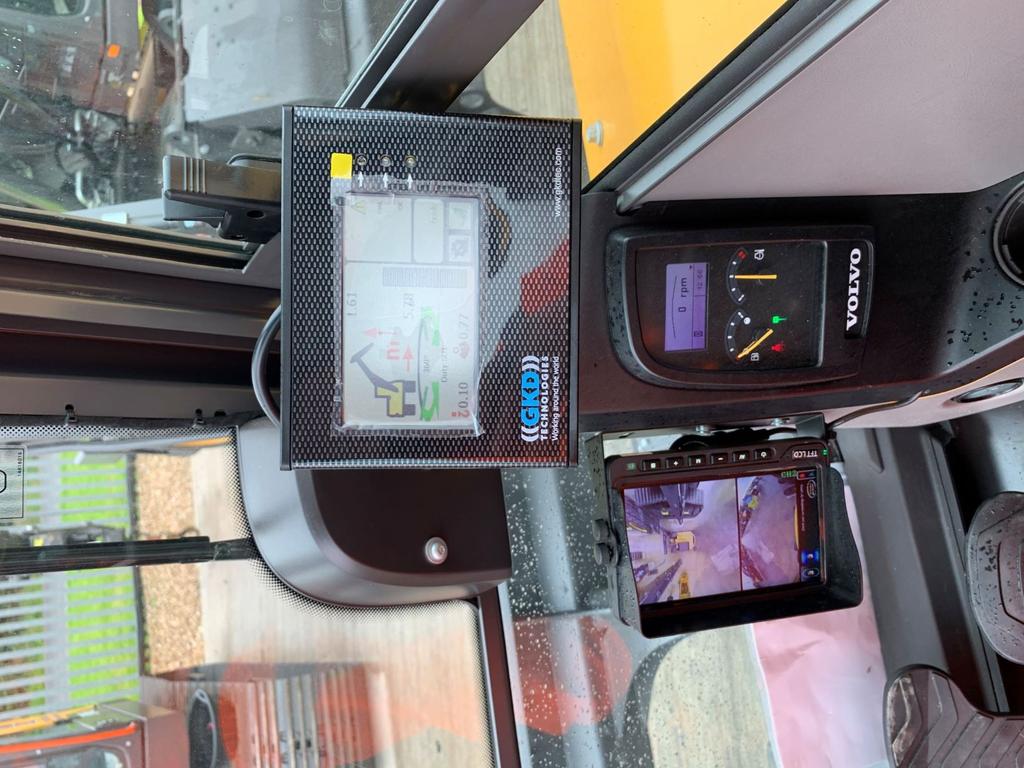 Caulfield Contractors choose GKD RCI’s for 22 new Volvo Excavators ...