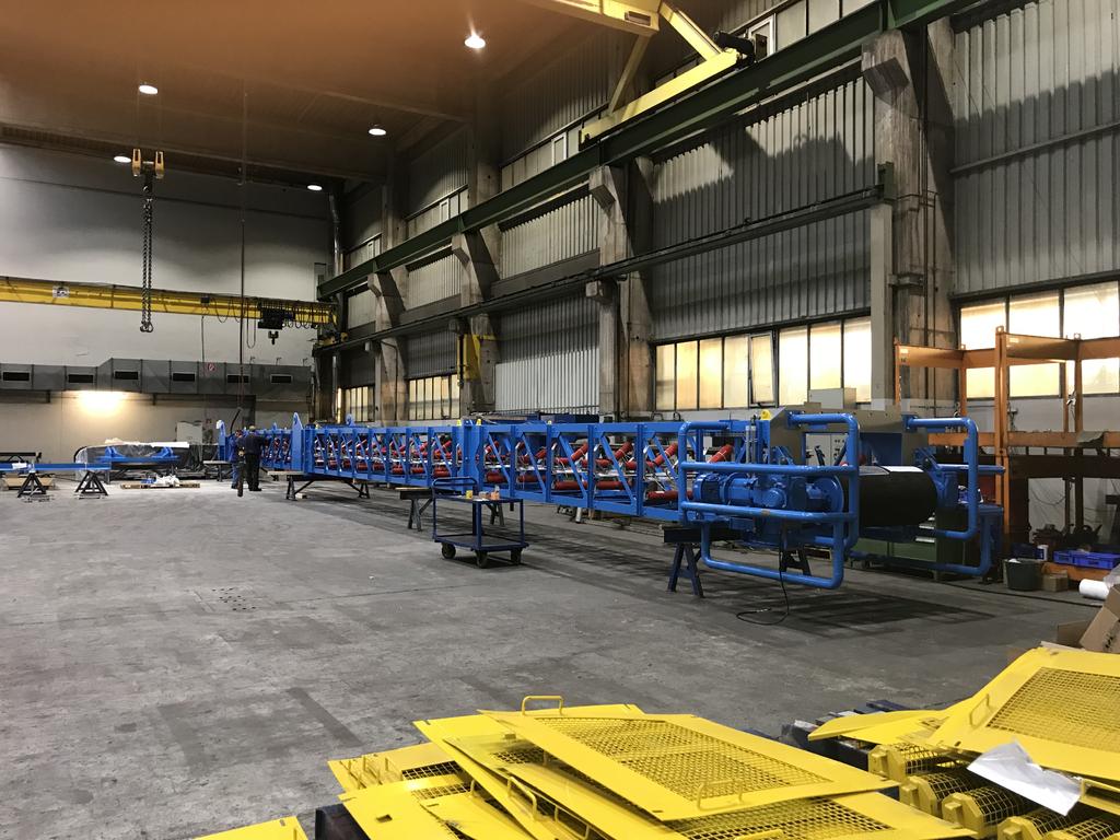 New generation STORMAJOR® combines SAMSON Mobile Material Feeder with ...