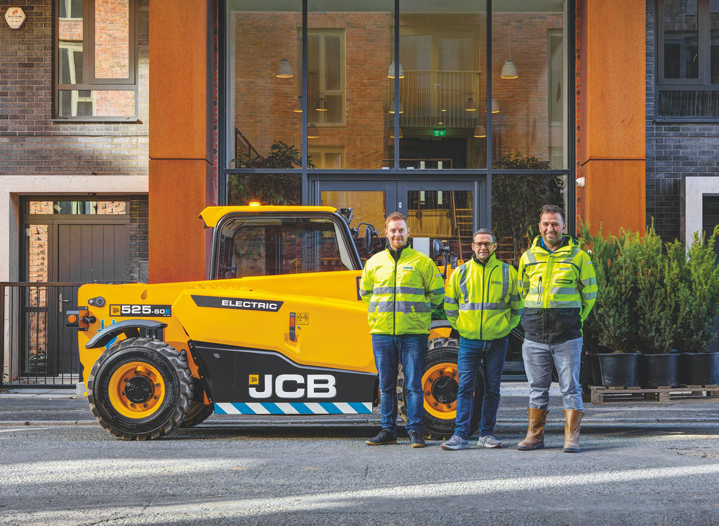 Domis Construction buy first JCB electric Loadall Telescopic Handler ...