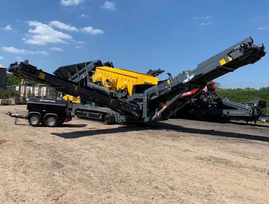 Chapman’s invest in 9 new Rubble Master Screens supplied by RK6. | Hub-4