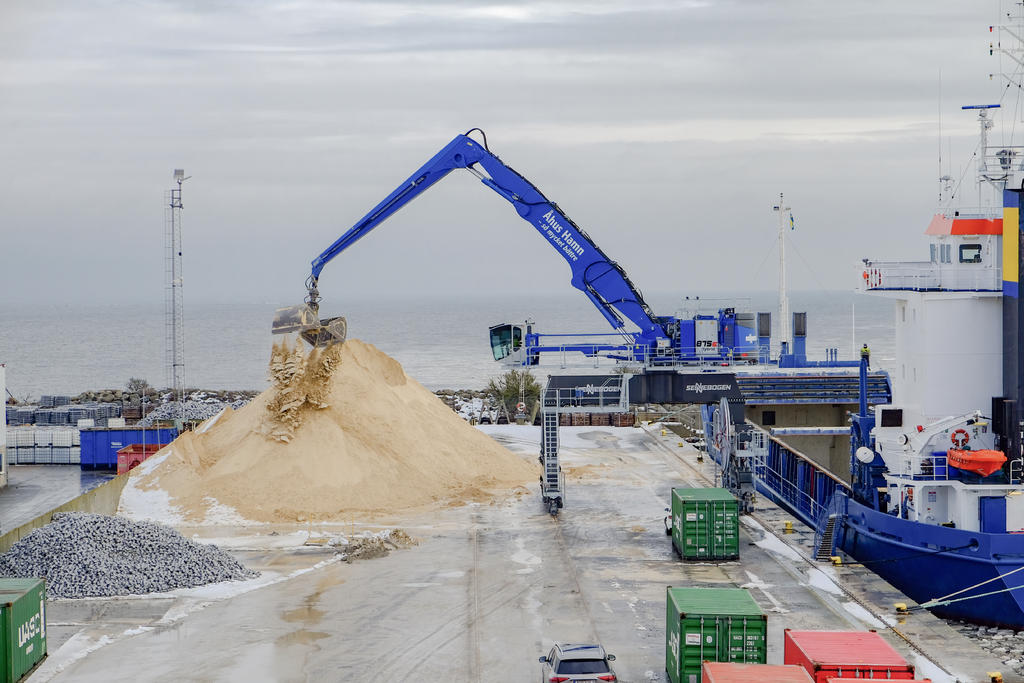 Swedish port operator achieves 55% increase in handling capacity | Hub-4