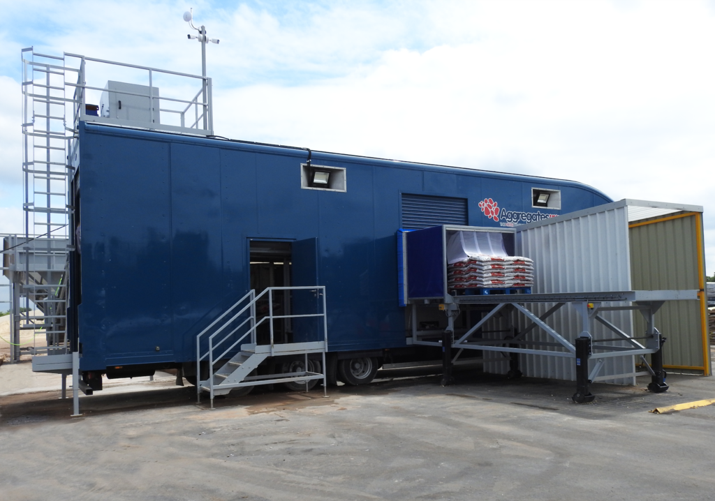 Aggregates R US orders second mobile bagging system | Hub-4