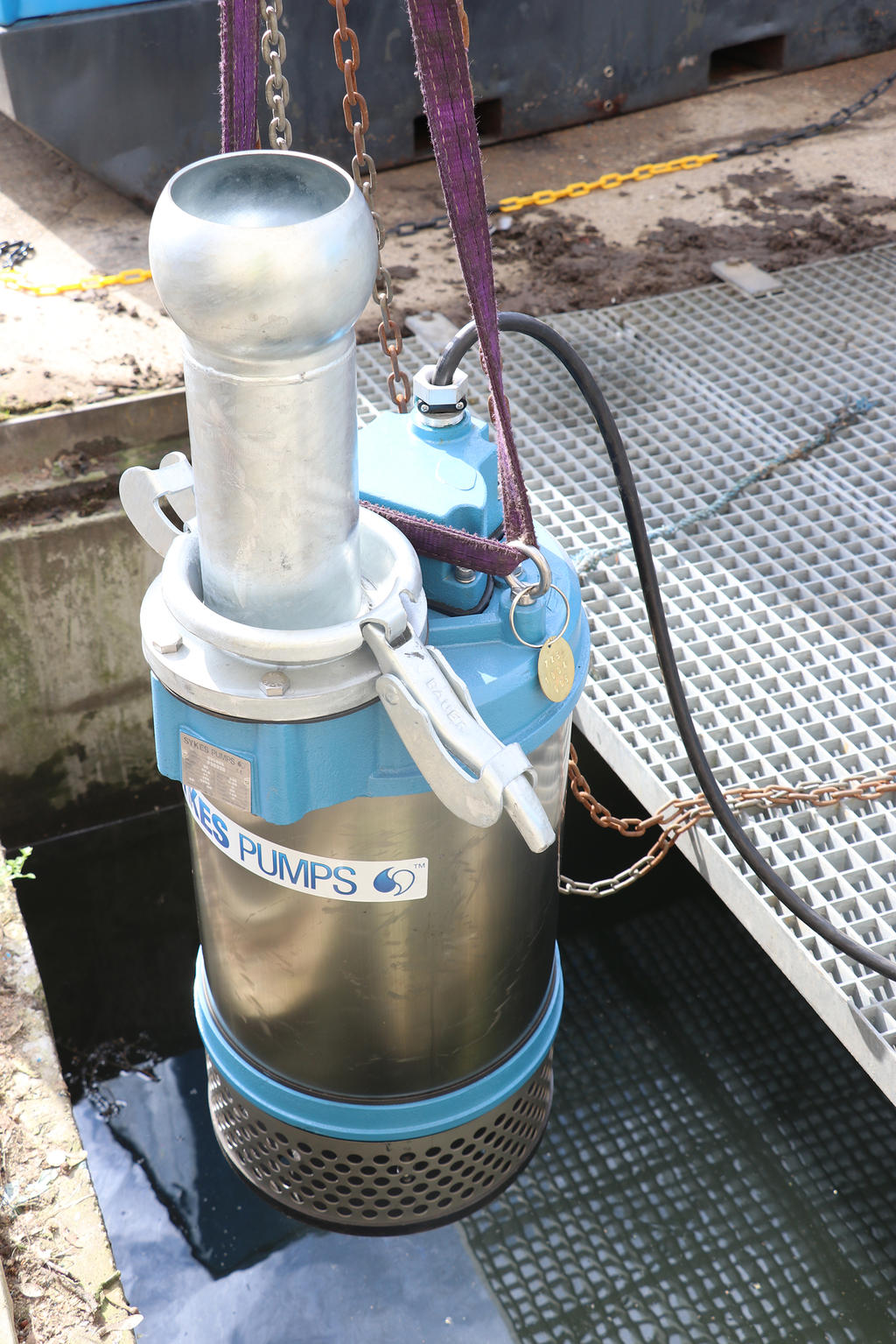 Sykes Pumps launches two new electric submersible drainer pumps | Hub-4