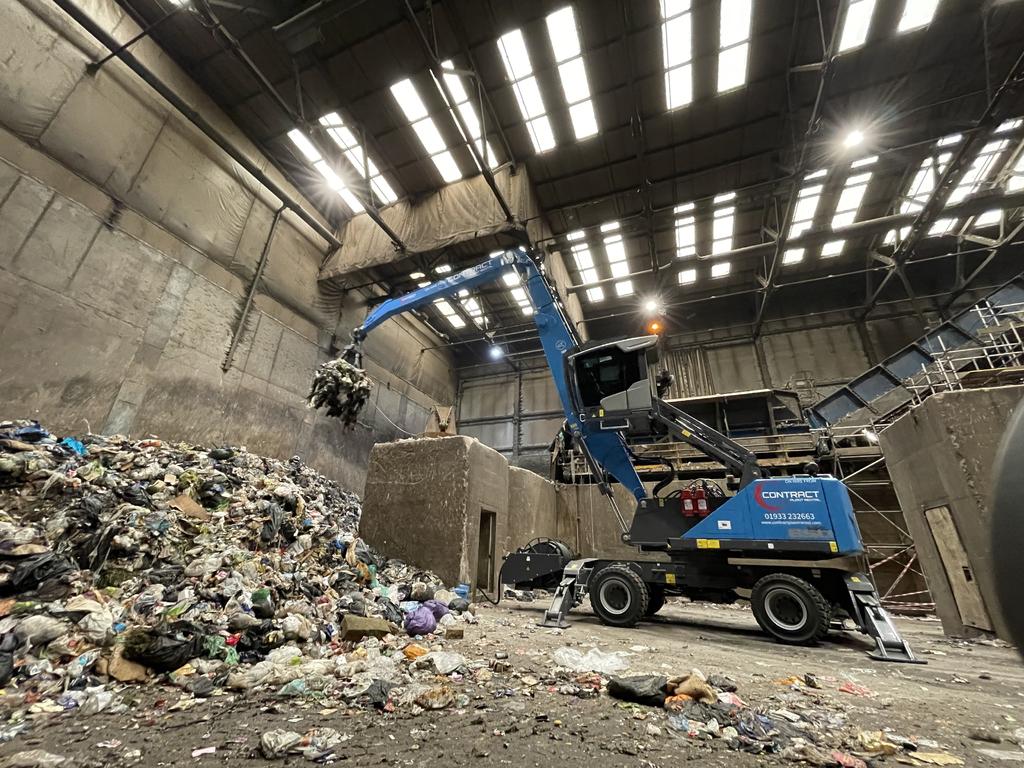 Blue Machinery turns the Material Handler Market Electric! | Hub-4