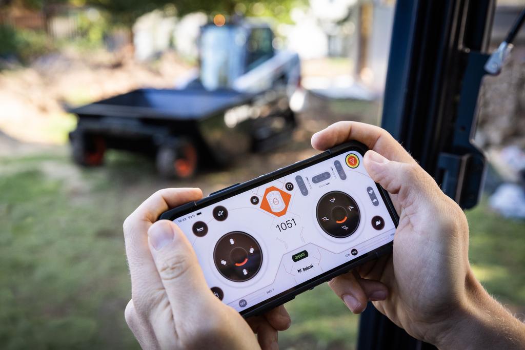 New Bobcat MaxControl brings machine control of the future | Hub-4