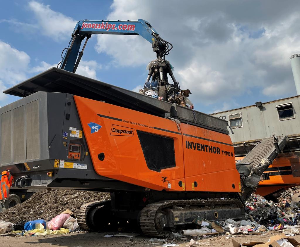 Jones Skips invest in next generation Doppstadt Shredder | Hub-4