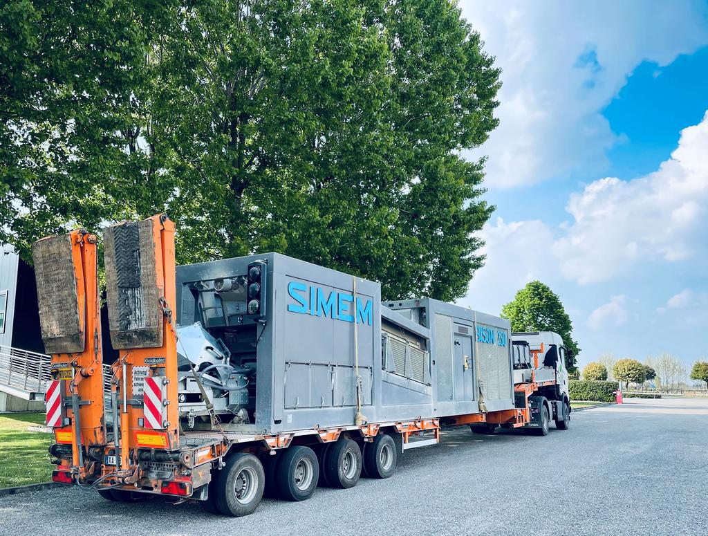 Mobile Concrete Mixing Solutions for the UK from Red Knight 6 Ltd | Hub-4