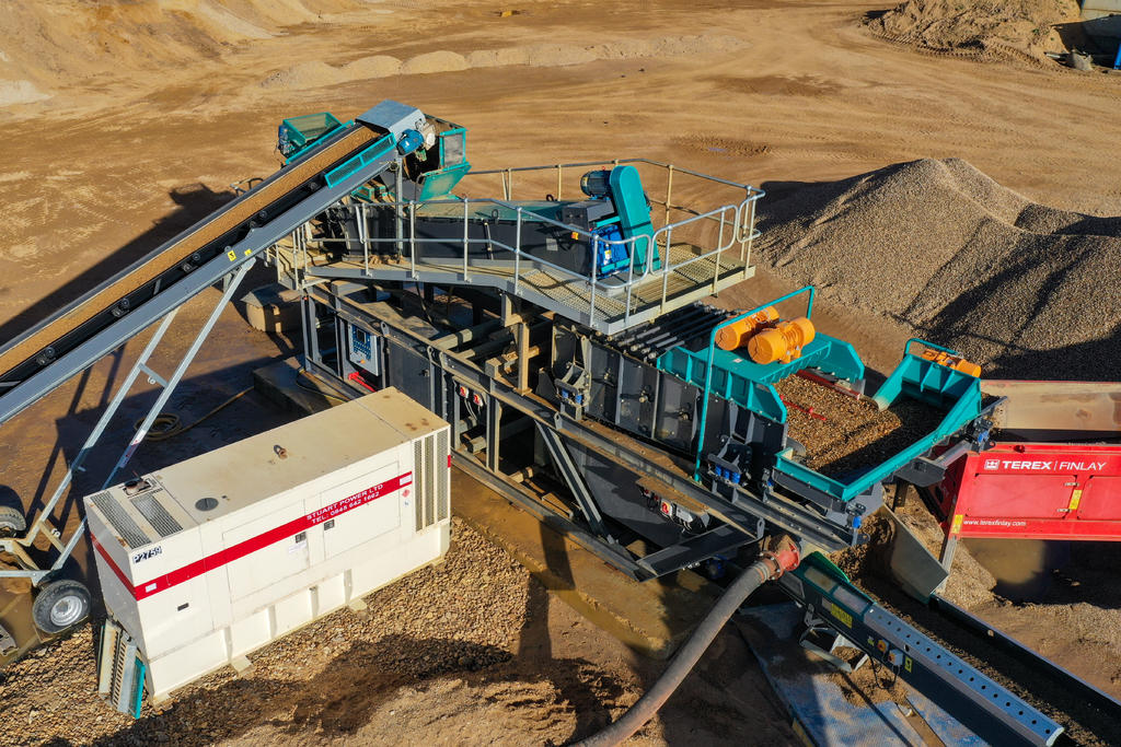 PJ Thory Ltd invest in a new AggReclaim System supplied by Molson ...