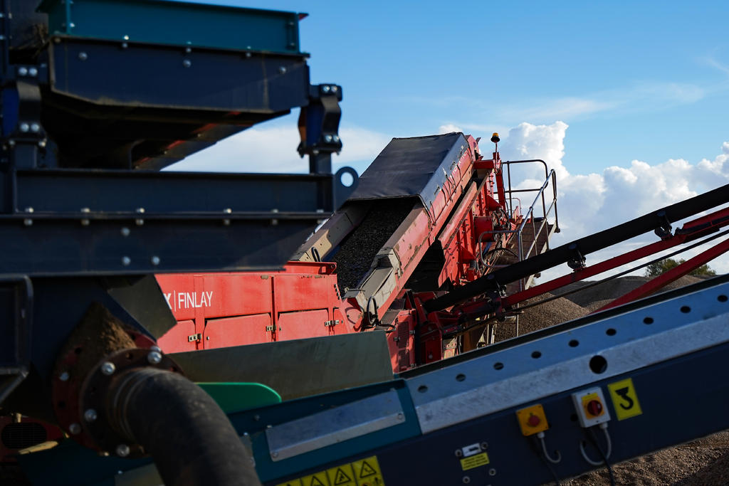 PJ Thory Ltd invest in a new AggReclaim System supplied by Molson ...