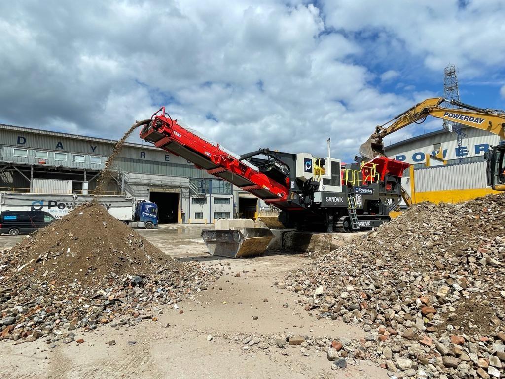 Sandvik Mobile Crushers & Screens (Tullyvannon, NI) | Hub-4