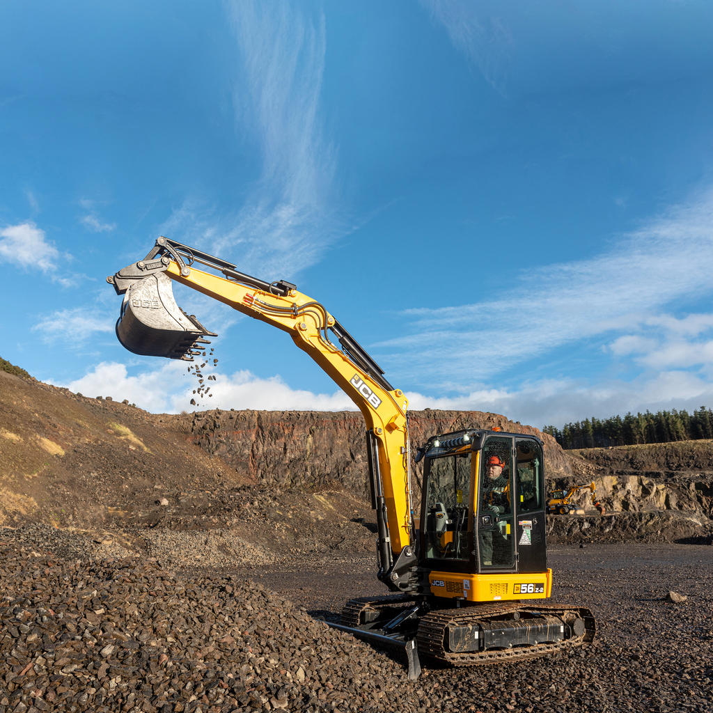 JCB Superfan purchases the first JCB 56Z-2 in Northern Ireland | Hub-4
