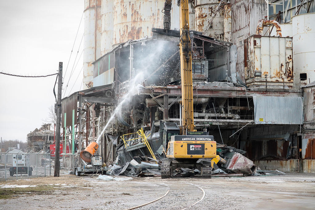 New atomized mist cannon manages dust in unfavourable weather ...