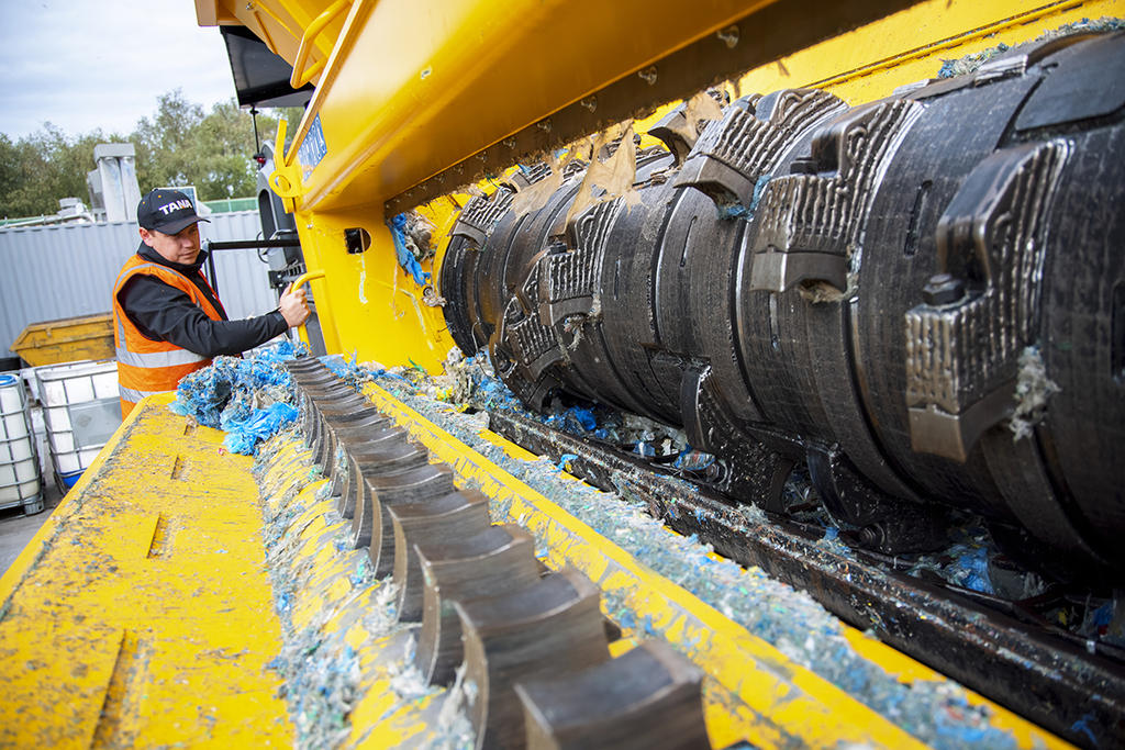 Fantastic plastic processing made easy with TANA | Hub-4