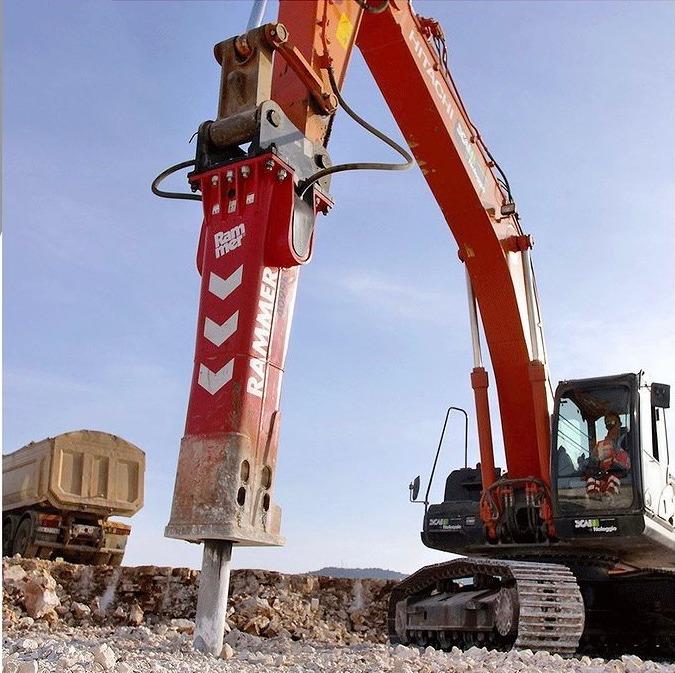 Blue Group showcase brands on two stands. | Hub-4