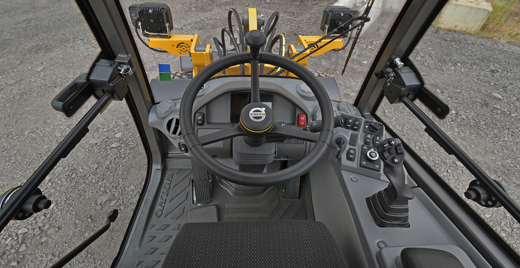 The upgraded Volvo L25 Electric now with even greater uptime and ...