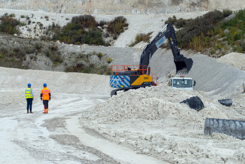 First Volvo EC550E excavators from SMT GB to boost profitability for ...