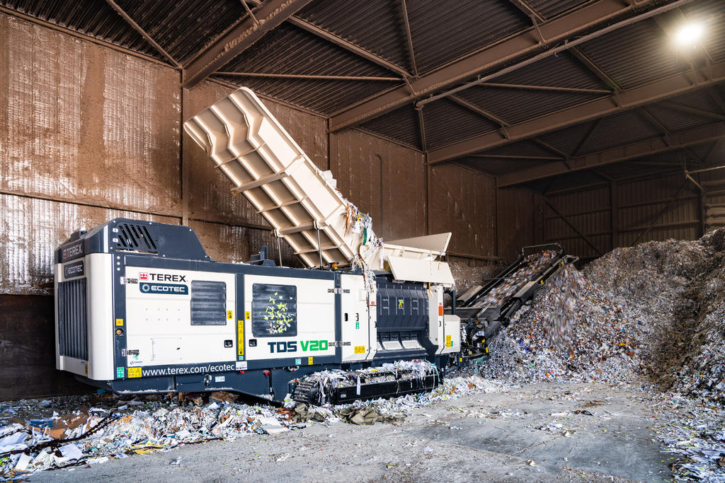 Warwick Ward look to the future | Hub-4