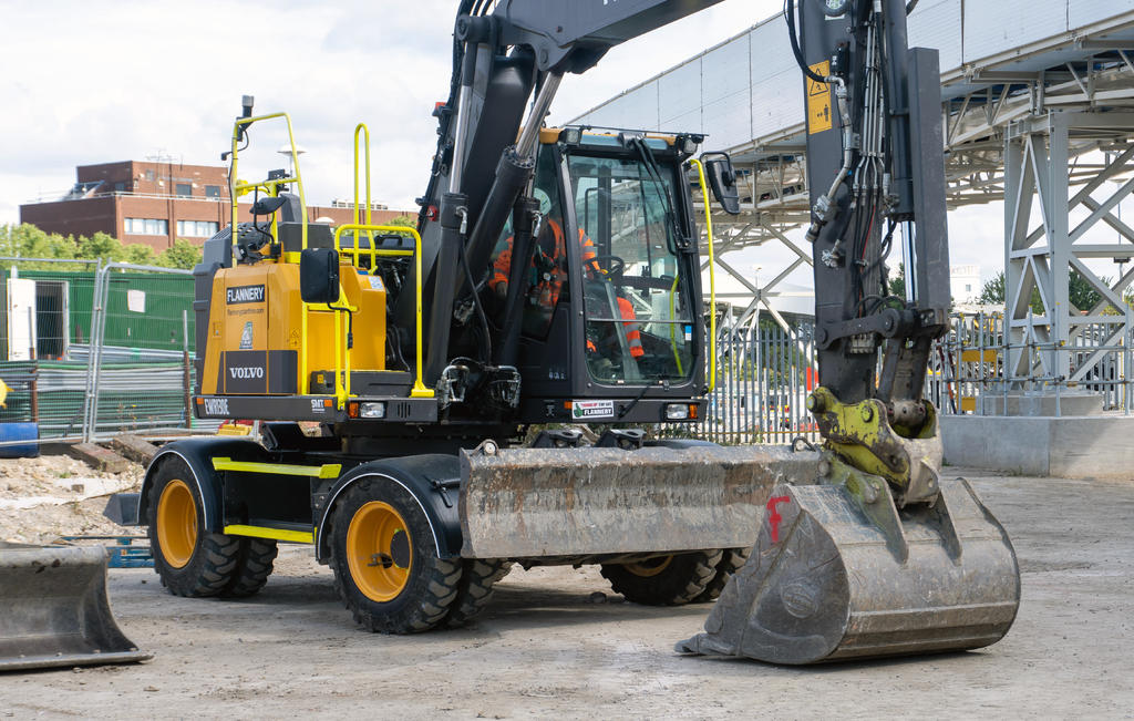 First Volvo EWR130E excavator from SMT GB to navigate Flannery projects ...