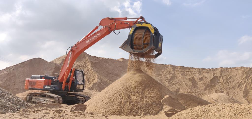 What happens to waste from mining and processing. | Hub-4
