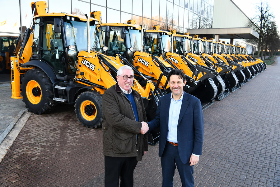 JCB wins its biggest ever UK order | Hub-4