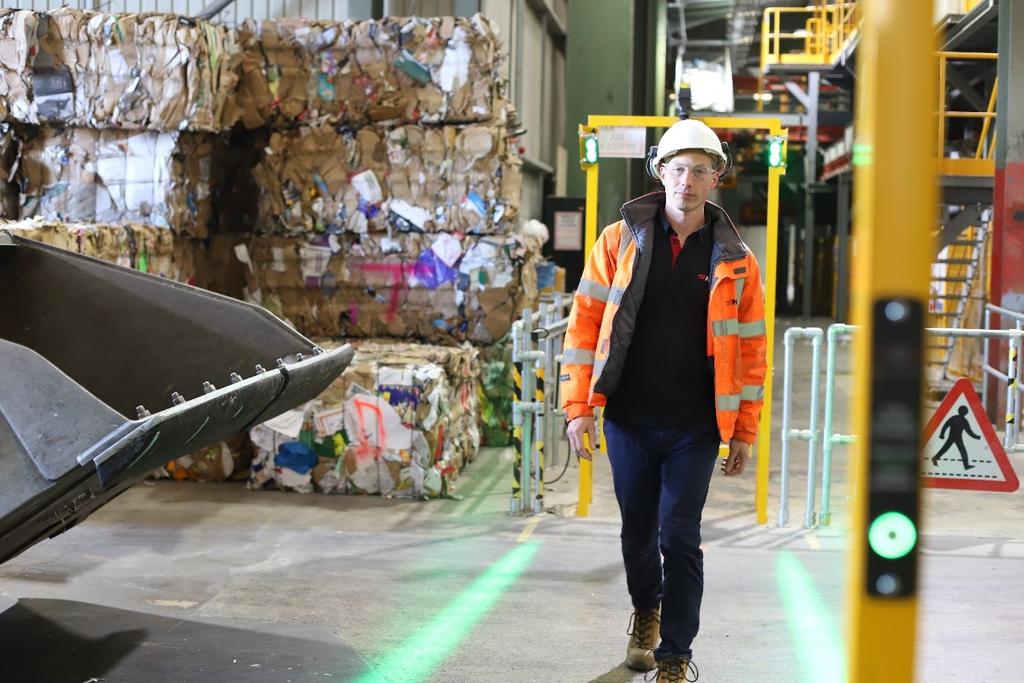 Hills Waste Solutions champions new safety walkway | Hub-4