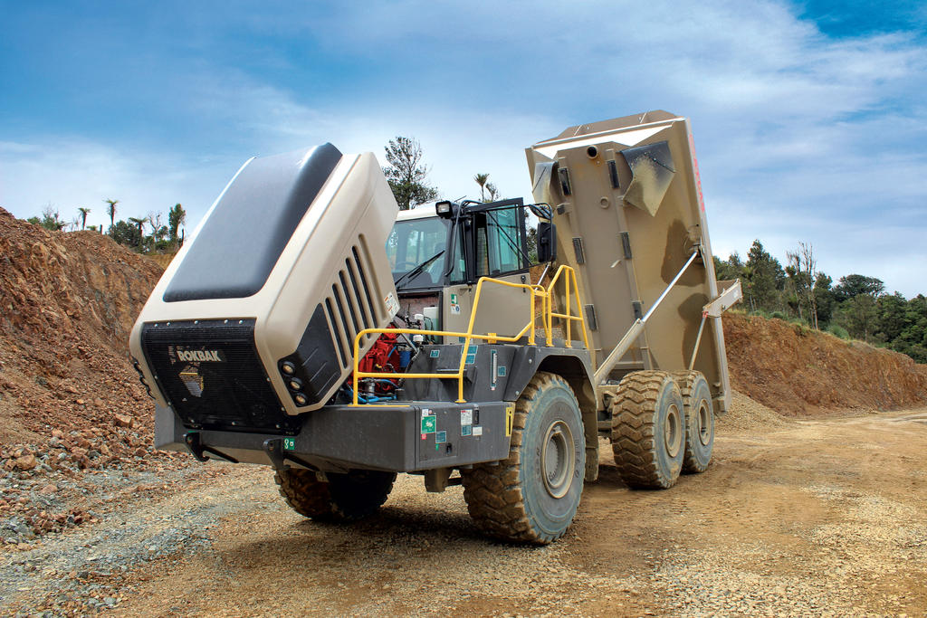 The RA40 pair helping carry the load for Atlas Quarries | Hub-4