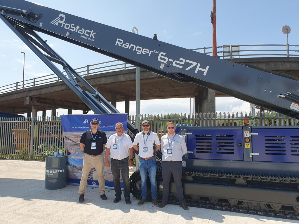 ProStack unveils Ranger 6-27H Tracked Conveyor at Molson's Open Day | Hub-4