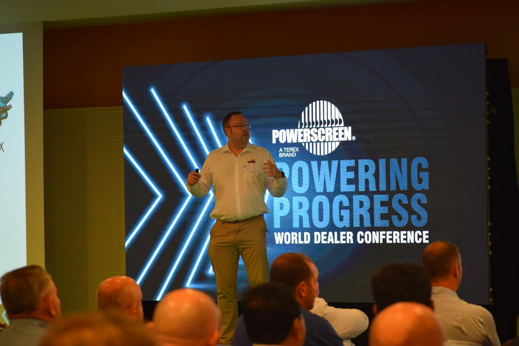 Powerscreen hosts 400 guests to its Global Dealer Conference in Italy ...