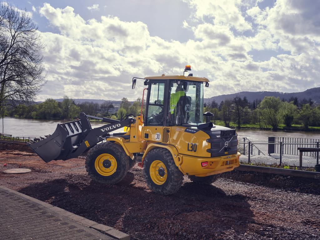 Better, faster, easier: meet the enhanced Volvo L30 and L35 wheel ...